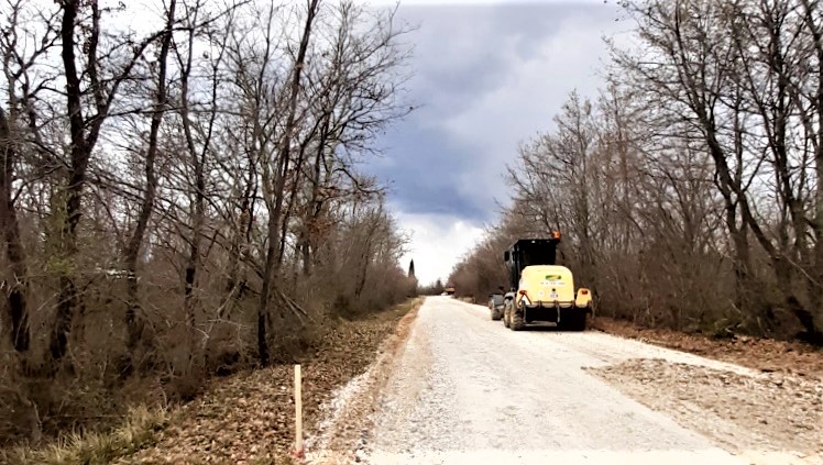 Krenula prva faza obnove ceste Nova Vas - Kosinožići • Istra Terra Magica