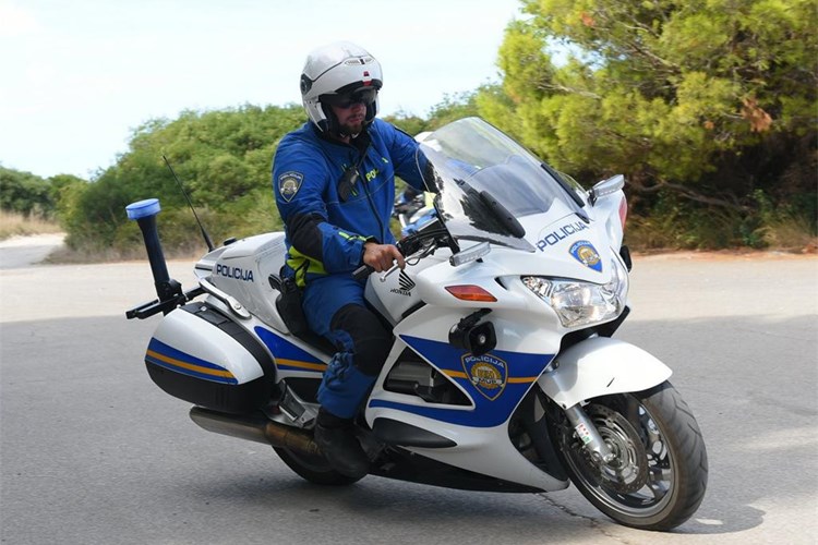 Istarska prometna policija najavljuje pojačan nadzor motorista. Kazne ...