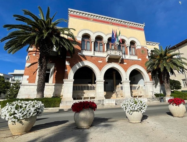 Grad Poreč umirovljenicima sufinancira dopunsko zdravstveno osiguranje ...