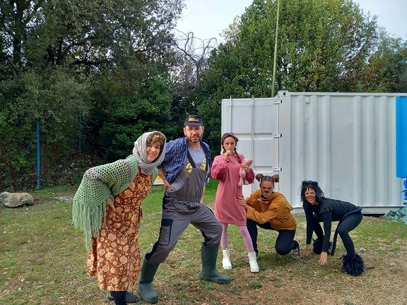 "Ponovno zajedno" u VRSARU - Roditelji osmislili predstavu za djecu "Djed i repa" • Istra Terra ...