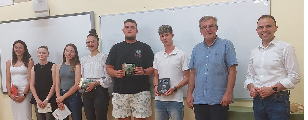 POREČ: Diplome za maturante SŠ M. Balote. Proglasili tri najbolja ...