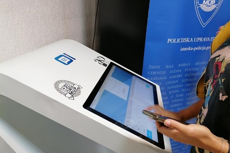 Istarska policija poziva: Dođite po novi PIN i aktivirajte eOsobnu ...
