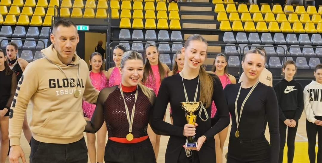 POREČ: Balotine učenice osvojile zlato u plesu i izborile plasman ...