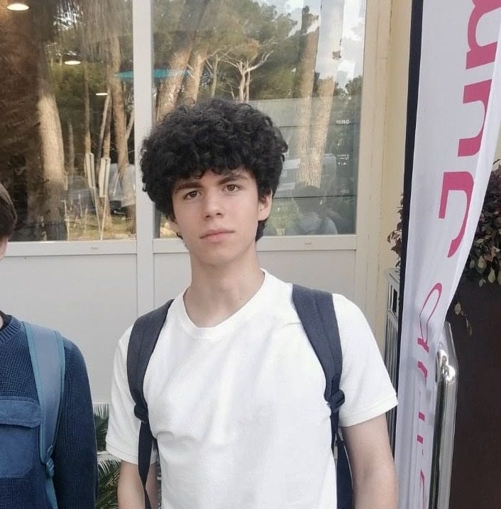 Porečan Ruben Ray Zdjelar državni prvak iz kemije. Dobio i Oskar znanja ...